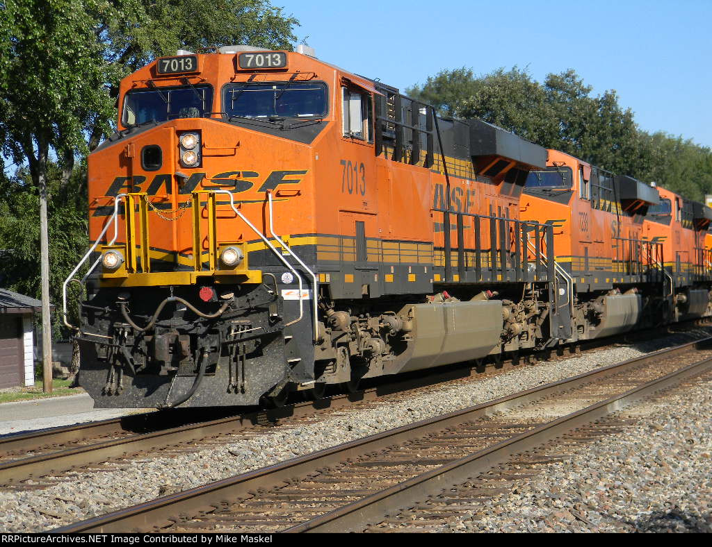 BNSF 7013
